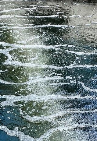 Bubble Barriers – Reliable Waterbody Management Technology